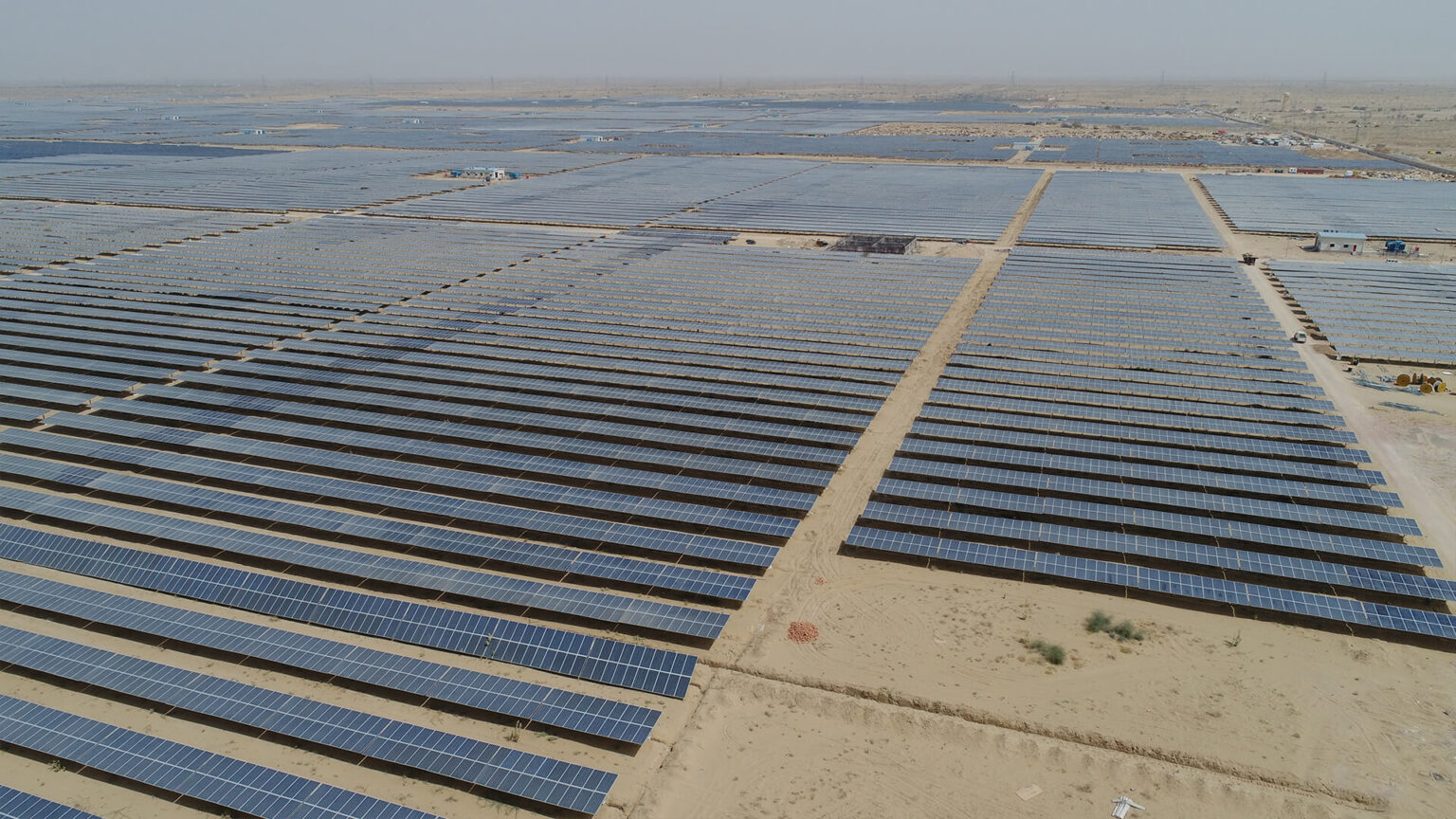 Parque Solar de Bhadla, el parque solar más grande del planeta - Libretilla